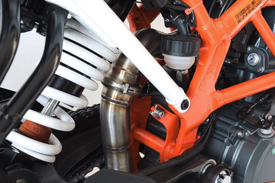 HP Corse KTM DUKE 390 17-20 LINK PIPE (Replaces Expansion Box) - Ride ...